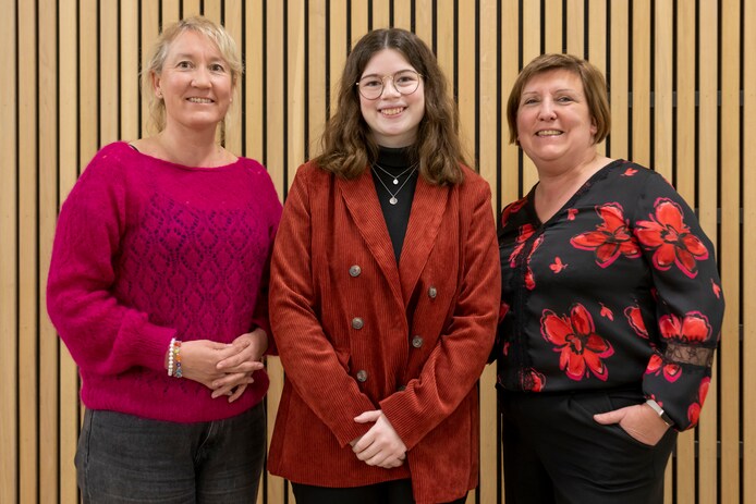 Lies Vinck (17) is eerste Jeugdstadsdichter van Dendermonde: “Twee jaar ...