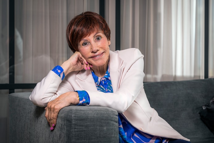 Comeback van het jaar: Jacky Lafon opnieuw als ‘Zatte Rita’ – “Onthult ...