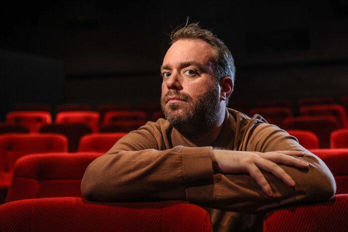 Comedian Jens Dendoncker komt wegens succes met extra voorstelling naar ...