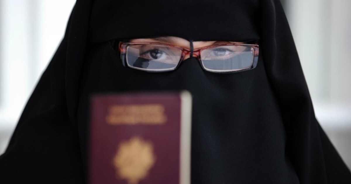 Frans parlement keurt volledig verbod boerka en nikab goed | Islam | hln.be