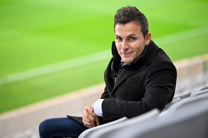 Union-CEO Philippe Bormans geeft stadionupdate en staat voor hete zomer ...