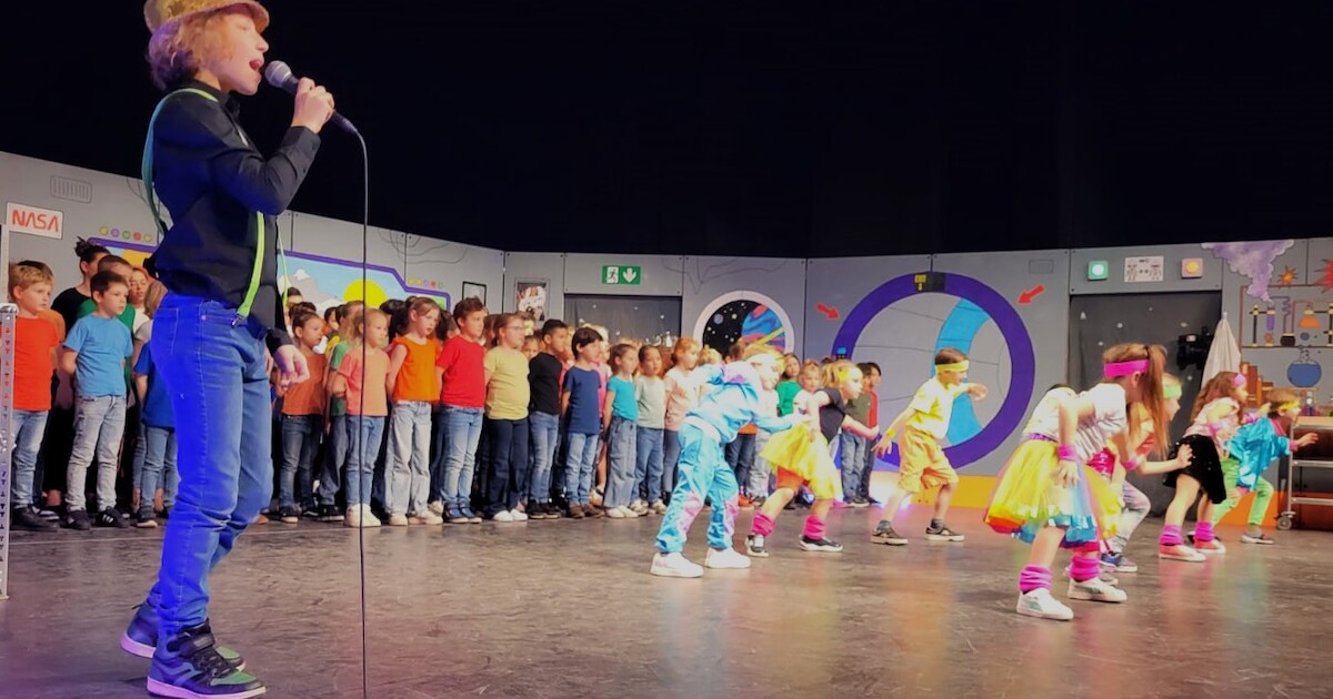 Leerlingen De Boomgaard weten publiek te bekoren met musical ‘De ...