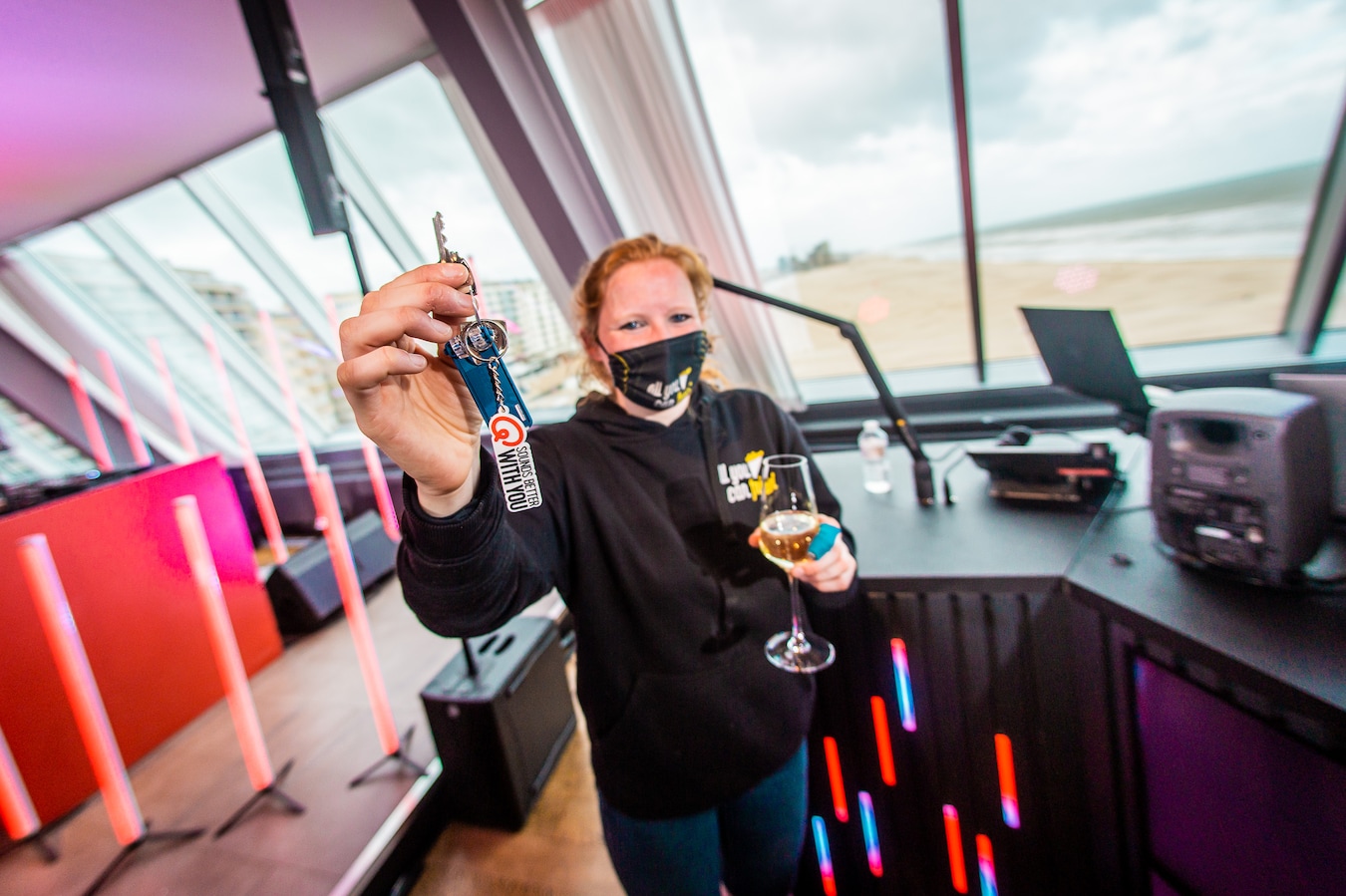 Ulrike raadt Oostendse geluiden en wint eerste verblijf in luxueuze Q ...