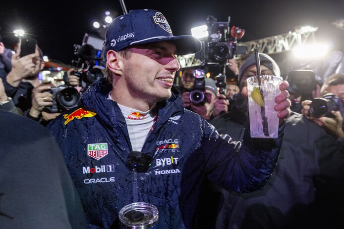 Rivaal Lando Norris feliciteert wereldkampioen Max Verstappen met jeugdfoto: “Leuk om er samen ...