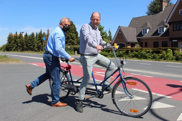 Eeklo mag officieel fusiegesprekken voeren: wordt het Sint-Laureins ...