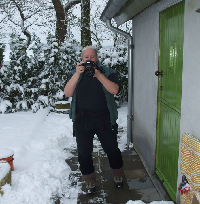 Thea Buuron (1948-2024) uitte zich via de fotografie, ze bleef in ...