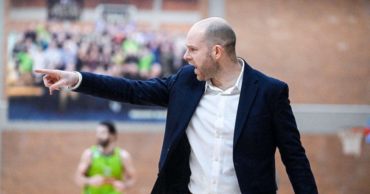 Gembo Borgerhout pakt eerste zege in play-ups. Coach Christopher Pegg ...