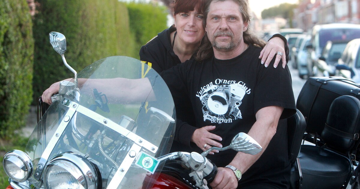 Facebook herenigt jeugdliefdes na 35 jaar | Brugge | HLN.be