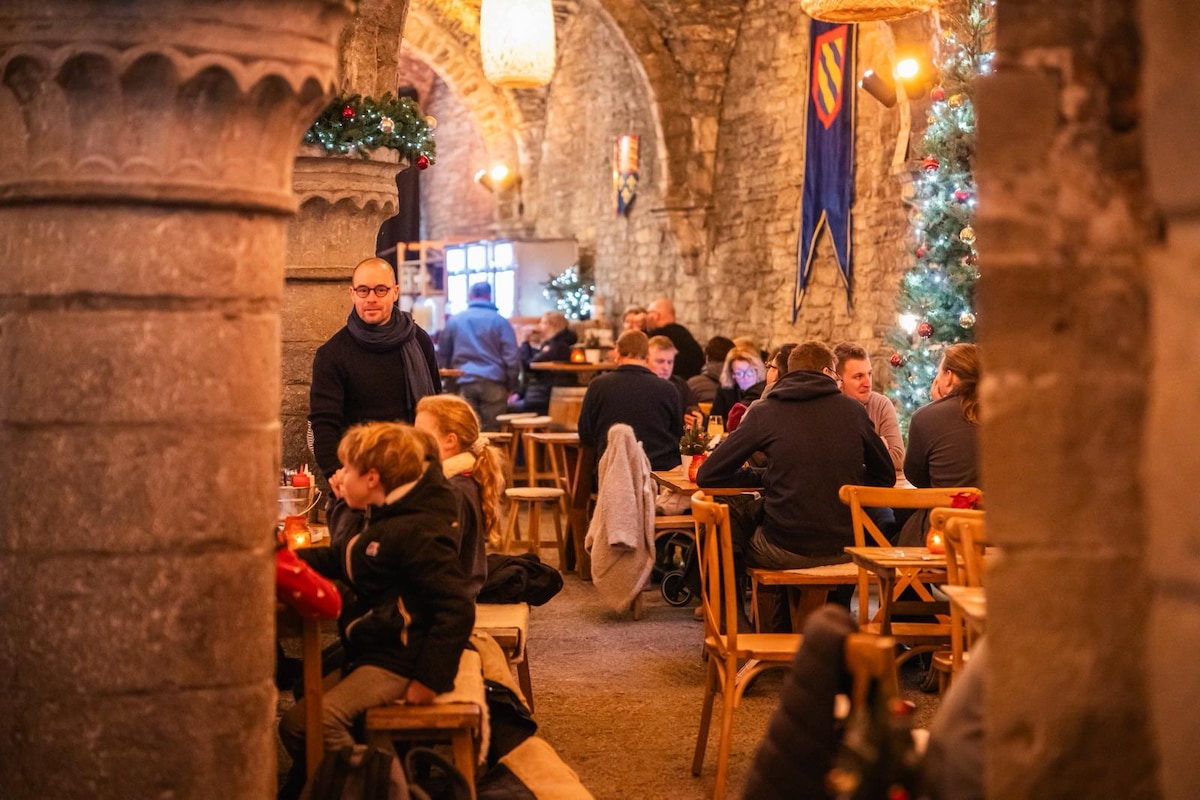 Opwarmen in een feeërieke sfeer? Pop-up Winterbar in het Gravensteen is ...