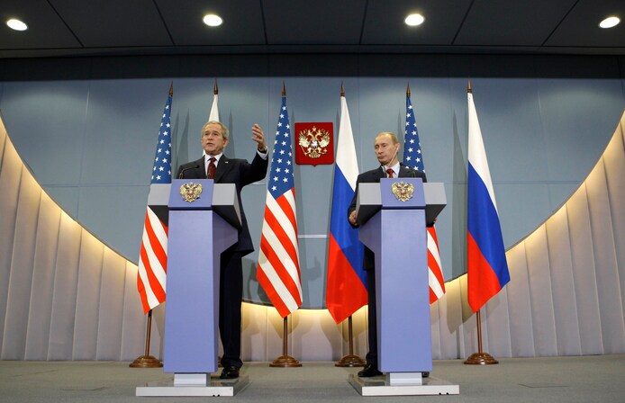 Poetin mijdt villa waar hij elk jaar de verjaardag van zijn geliefde ...