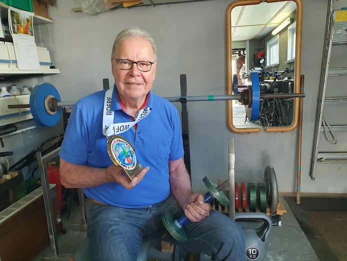 Hervé (81) is voor 23ste keer Belgisch kampioen: “Zelfs met nieuw ...