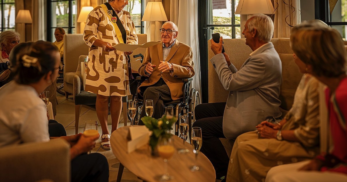 Louis (104) is oudste man van Knokke-Heist en wordt gevierd: “Ik aanvaard alles in het leven ...