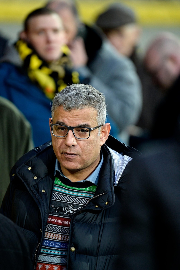 Maged Samy weer in vorm op Facebook, nu moet Mogi Bayat het ontgelden ...