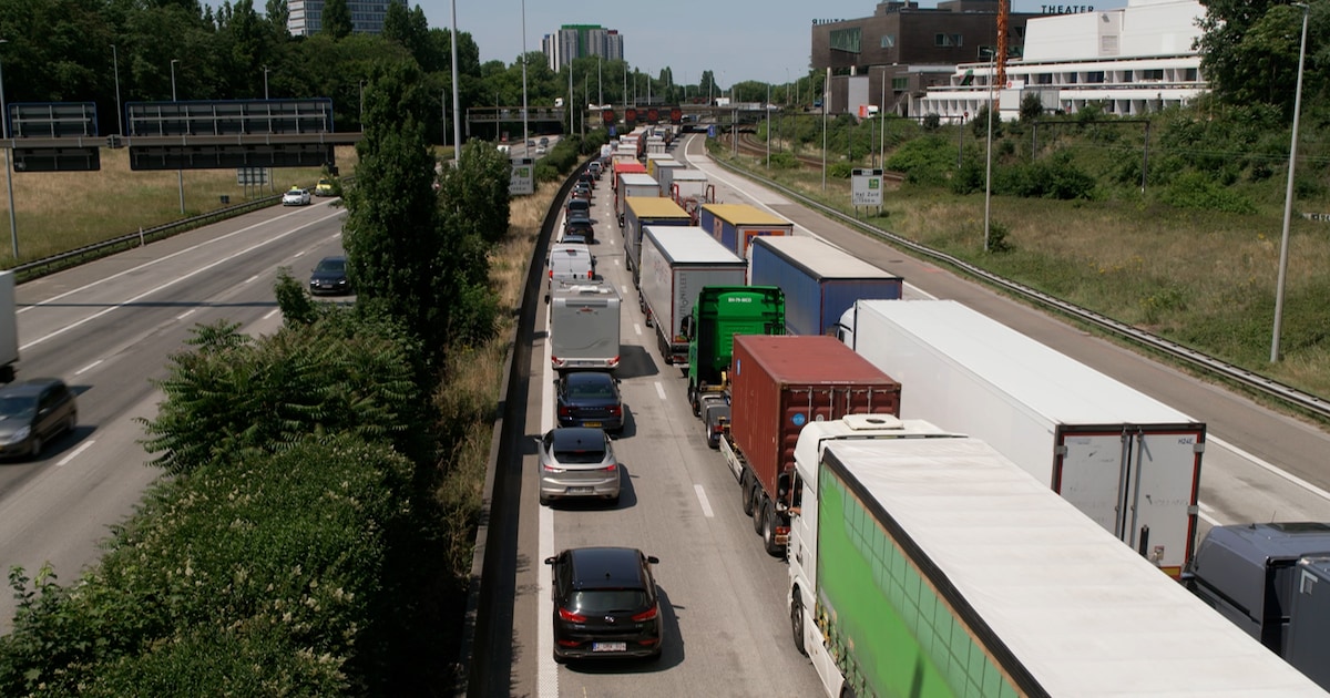 50 minuten file op Antwerpse Ring richting Nederland: defect voertuig ...