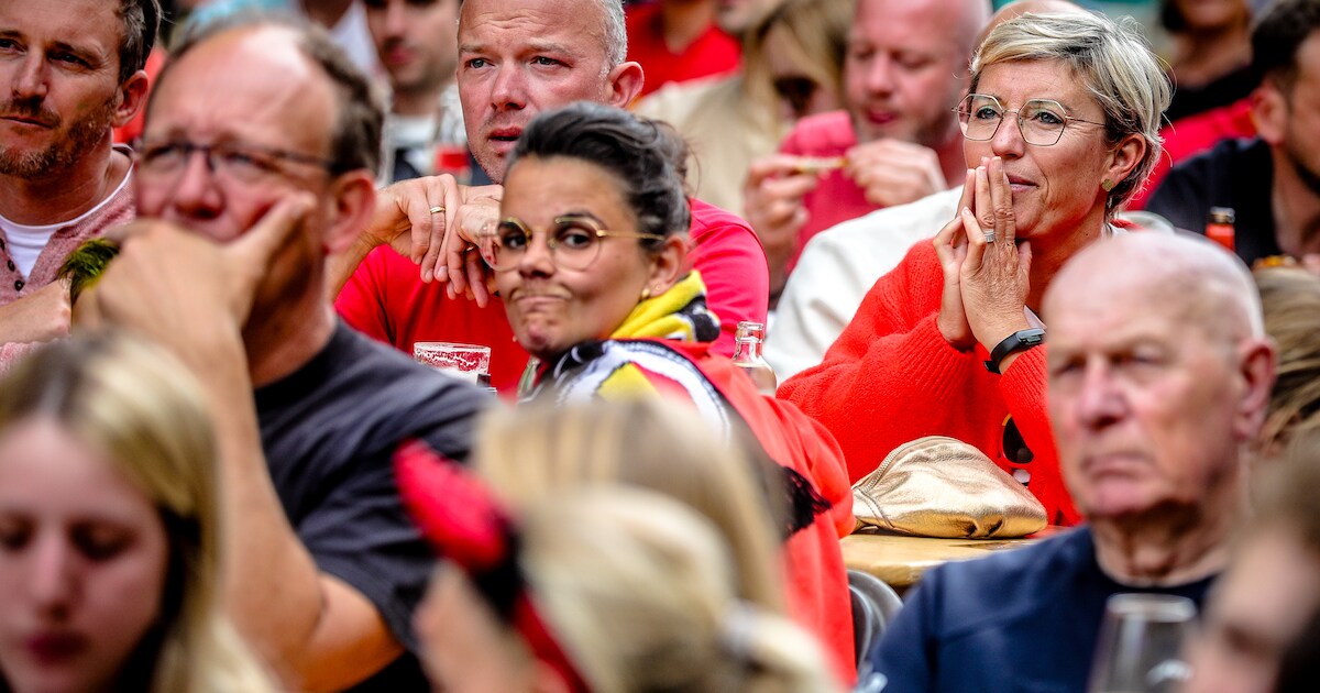 KIJK. Zo supporteren ze in Brugse zomerbar voor onze Rode Duivels ...