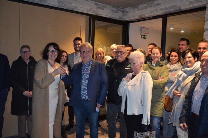 Special Ad schenkt voertuigen aan Villa Vief en Revalidatiecentrum | Lokeren | hln.be