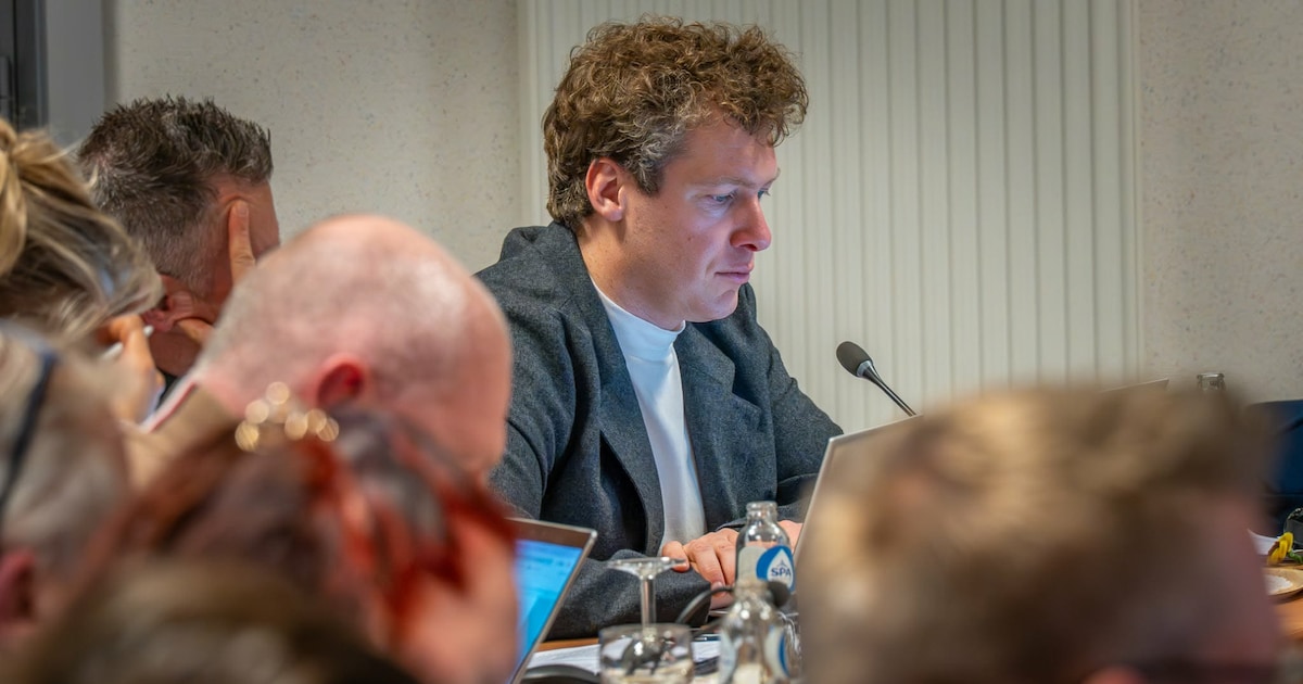 Onderwijsschepen De Ridder (N-VA) breekt met het beleid van zijn ...