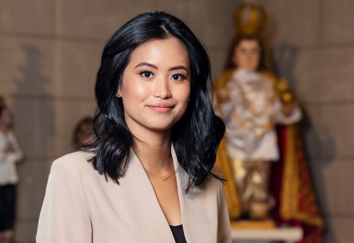 Ex-Miss België Angeline Flor Pua verblijft voorlopig in de Filipijnen ...