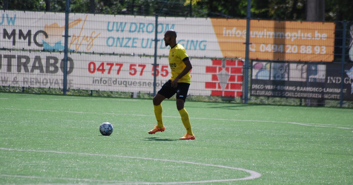 Gaëtan Makonga (Olsa Brakel) hangt per direct voetbalschoenen aan de ...