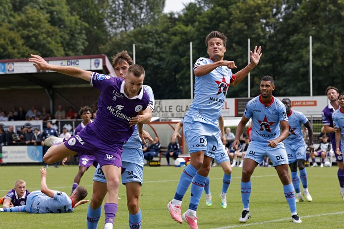 Ennio van der Gouw nieuwe doelman bij Zulte Waregem: “Eerst titularis ...