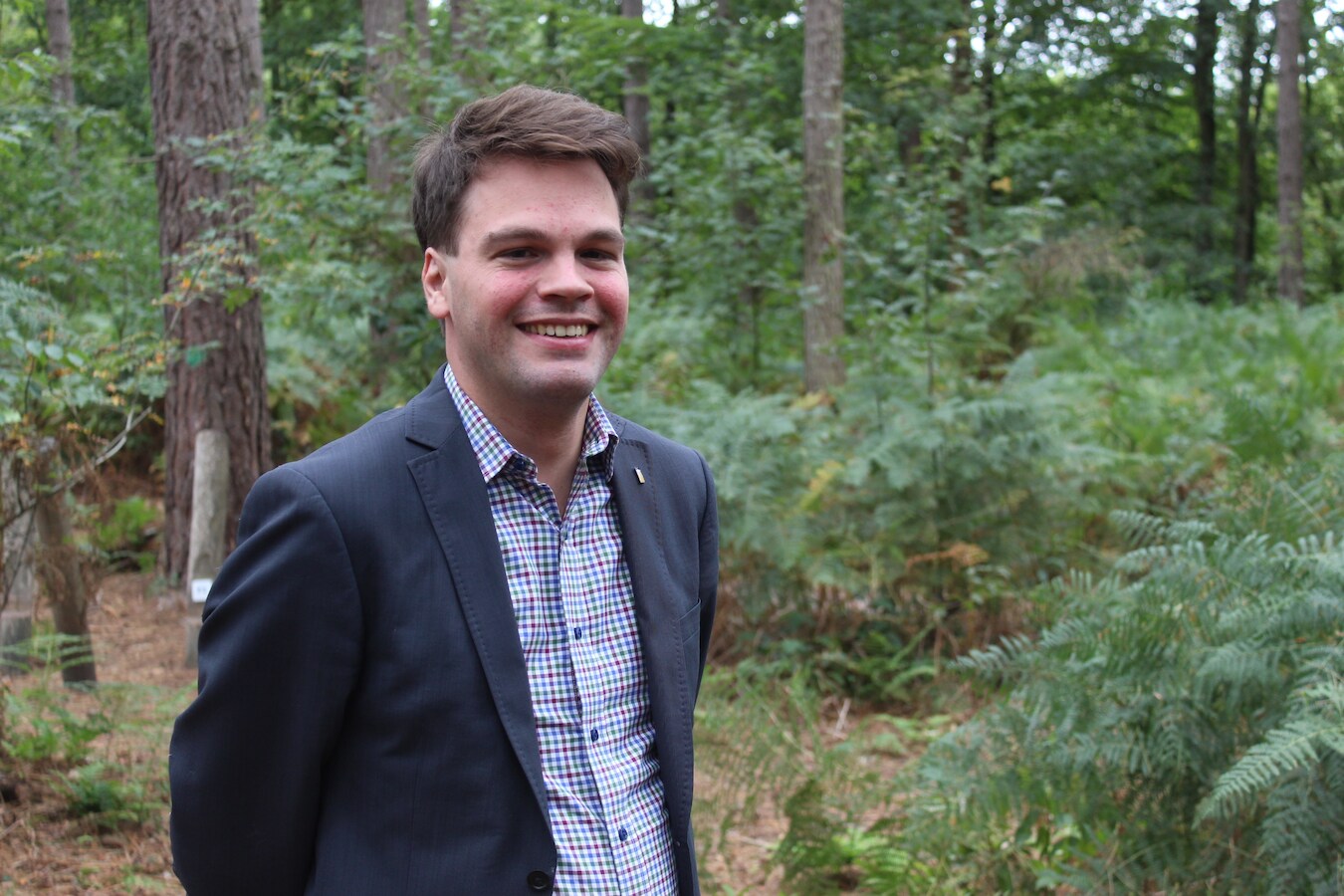 Penningmeester die honderduizenden euro’s stal van kerkfabriek moet ...