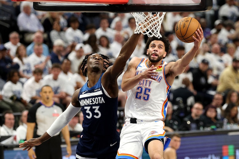 Terwijl Ajay Mitchell en co NBA-titel vieren, zorgt zoontje van ...