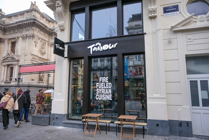 My Tannour opent zesde restaurant op iconisch Beursplein: “Een stukje ...