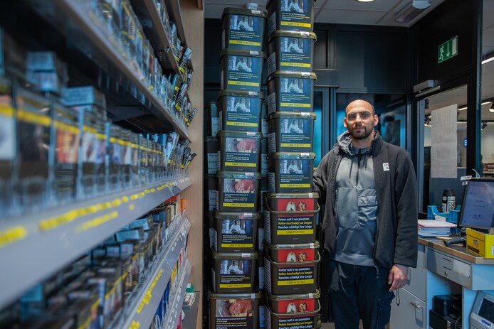 Rookwaren over de grens halen loont: ‘Omzet van 10.000 euro per dag ...