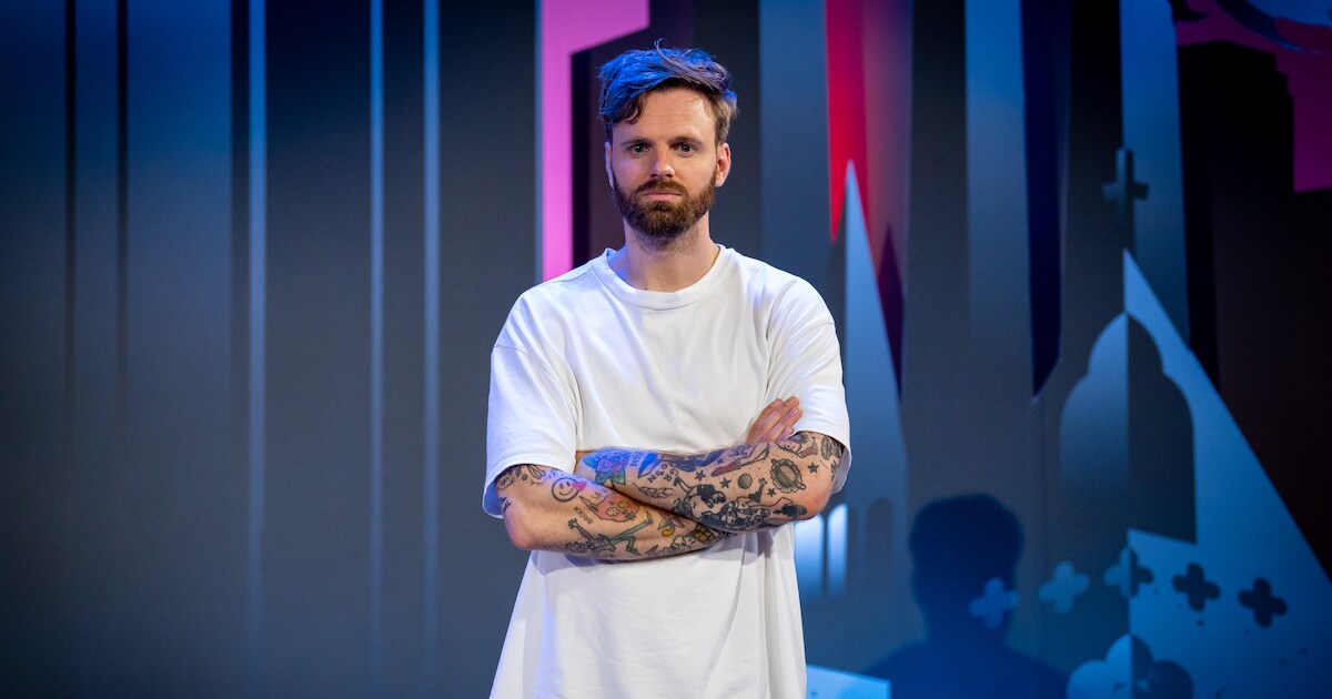 Tim Hofman legt uit waarom hij nieuwe ‘Boos’-aflevering over ‘The Voice ...
