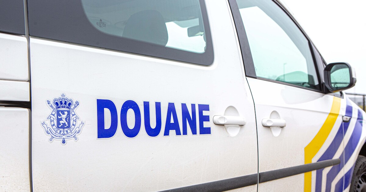 Douane treft ruim 40 miljoen namaaksigaretten aan in Duffelse loods ...
