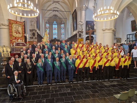 Basiliek zit afgeladen vol voor eucharistieviering van de Fiertel: ook ...