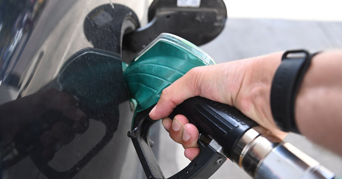Ook benzineprijs op hoogste peil in tien maanden | Mijn Geld | HLN.be