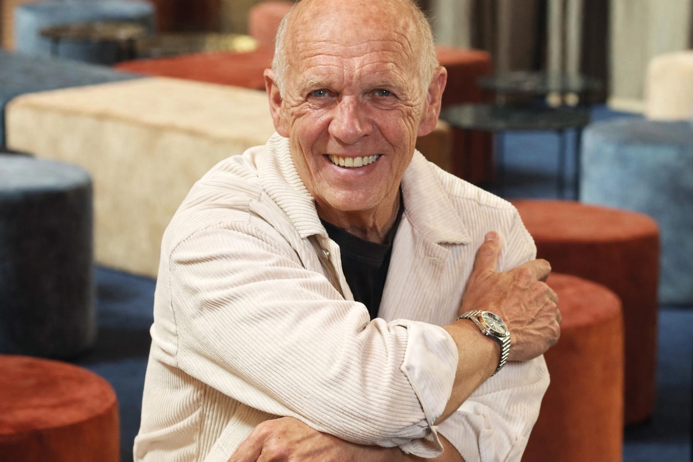 Hoe James Cooke zijn toekomst in de handen van de 9 jaar jongere Dorian ...