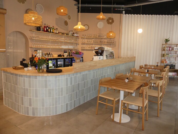 NET OPEN. Florian (25) breidt koffiebar Flo uit tot eethuis: “Met ontbijt en lunch mik ik ook op ...