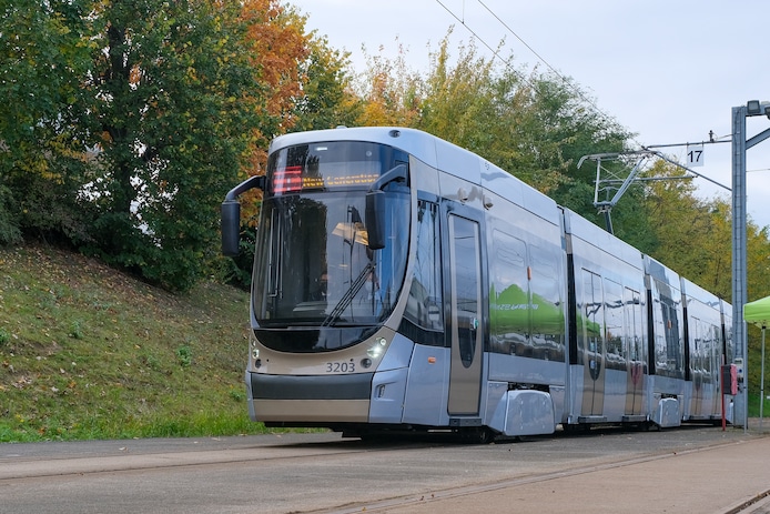 MIVB introduceert nieuwe tramlijn 10 en herschikt bus- en tramnet vanaf ...