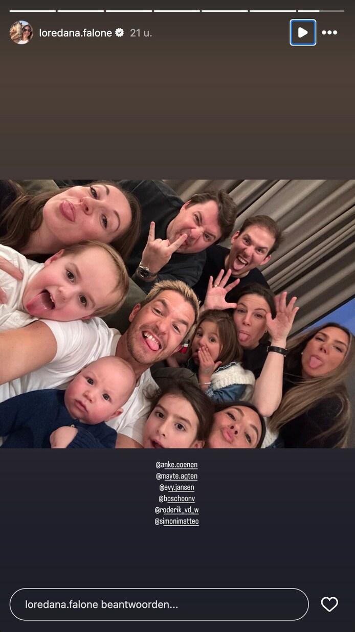 BV 24/7. Jonatan Medart is twee jaar samen met zijn lief en James Cooke ...