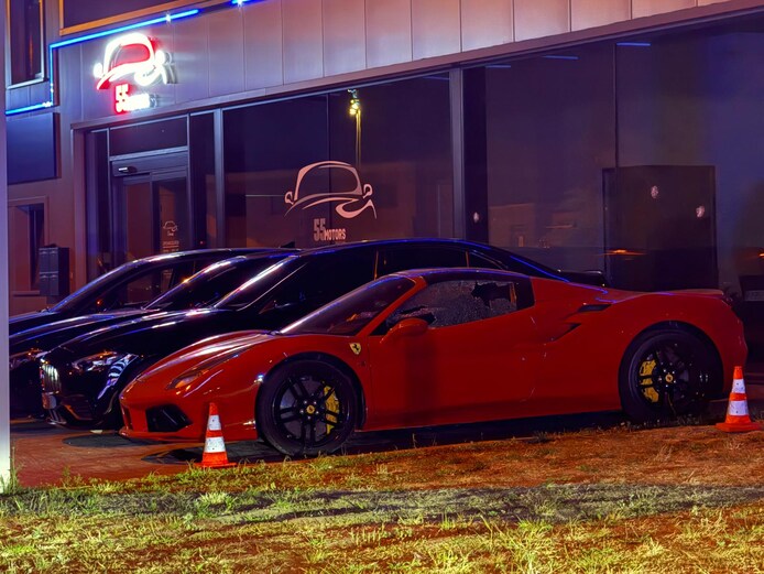 Politie op zoek naar verdachte van schietpartij in Houthalen: Ferrari ...