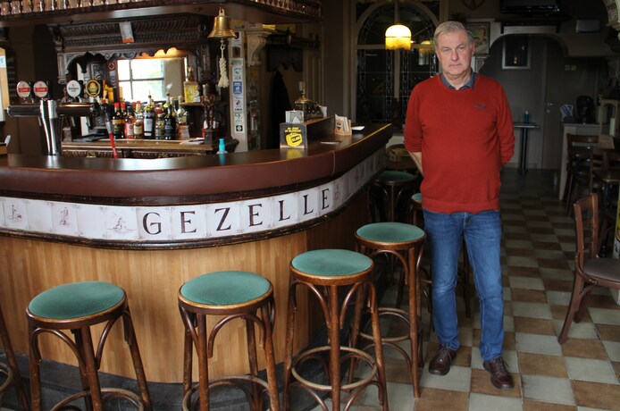 LEVENSVERHAAL. Pol Deforche (91), boegbeeld van Roeselaars basket, net ...