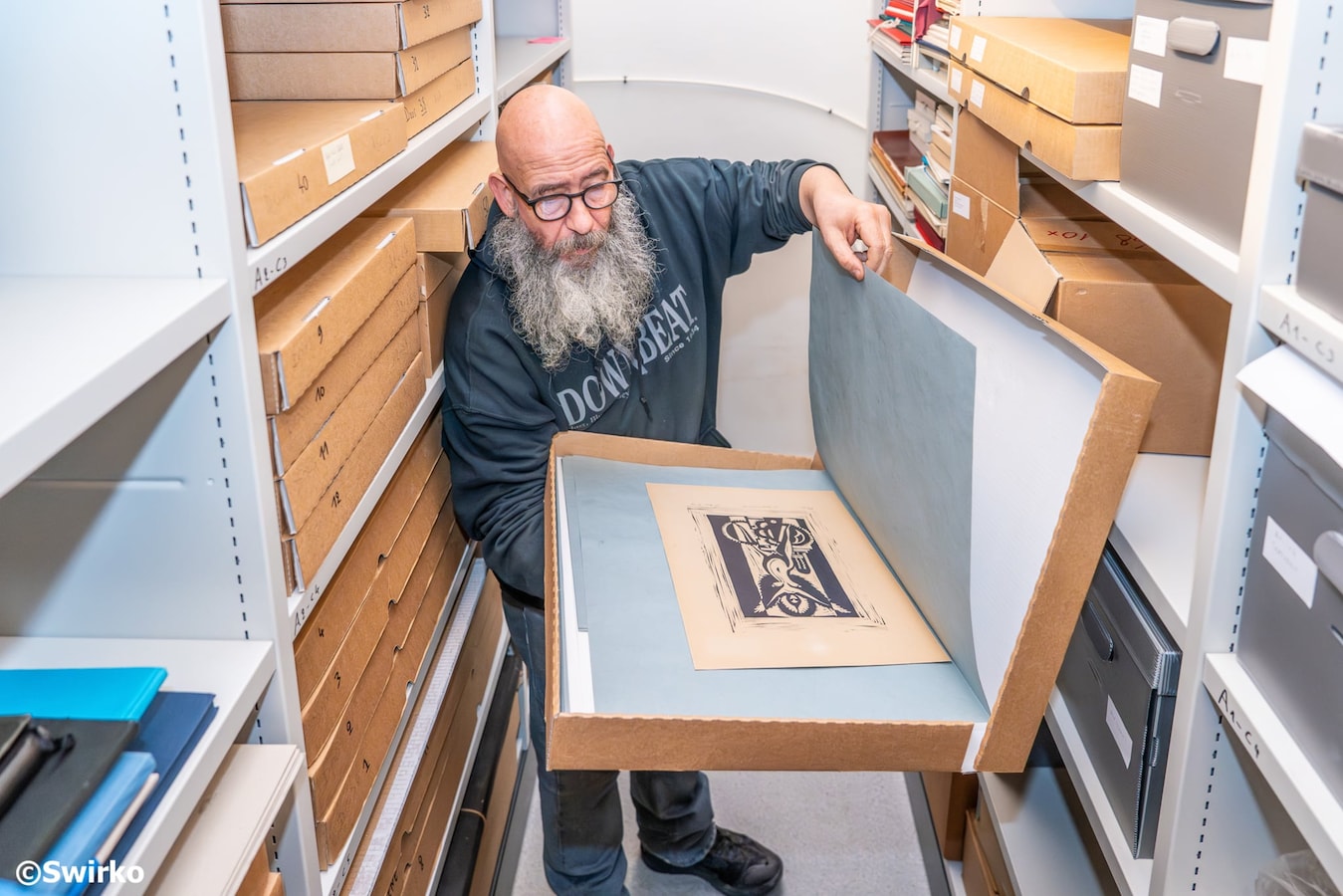 Museum ’t Gasthuys reorganiseert 10.000 stukken uit museumdepot: “van ...