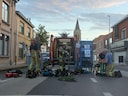 Uitslaande brand in loods in Sint-Jan: brandweer haalt gasflessen net ...