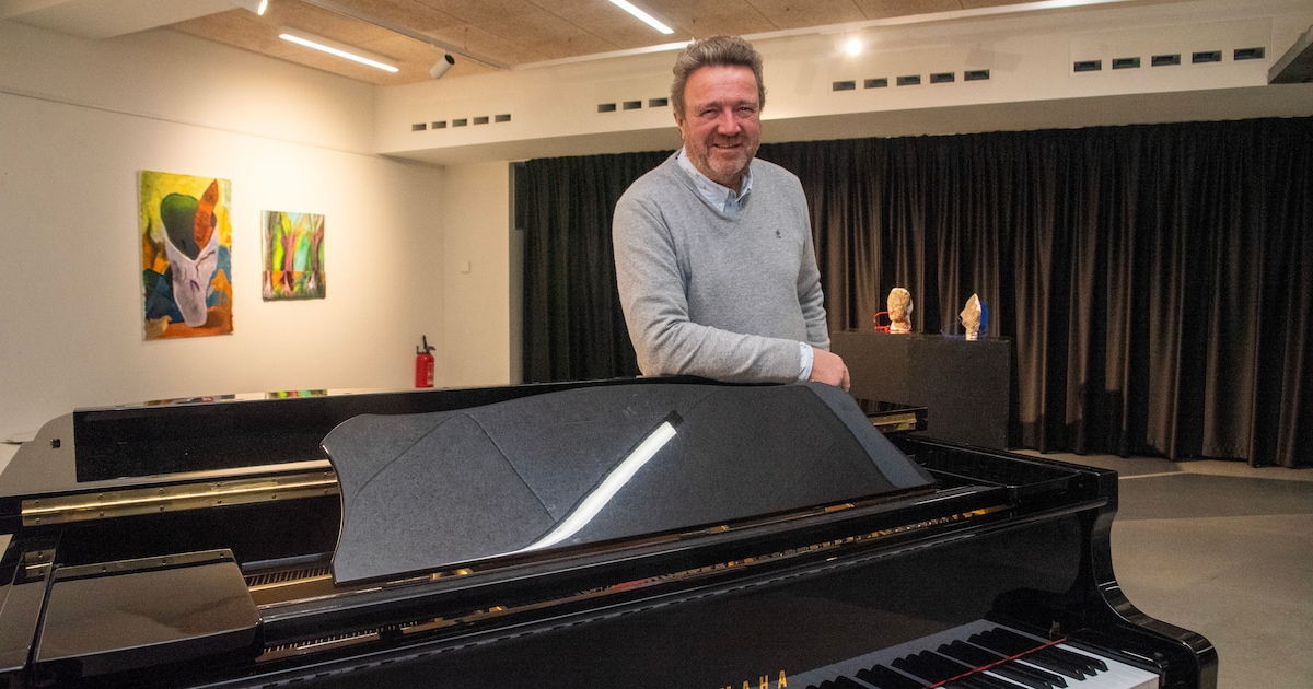 Philippe Robrecht speelt op derde verjaardagsfeestje van Club Cordon ...