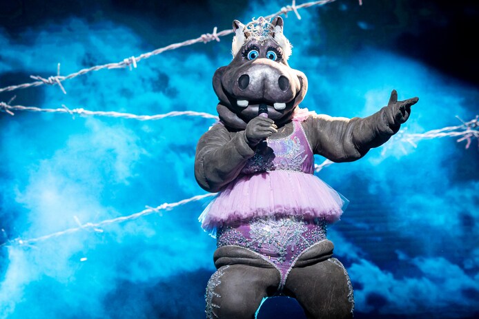 Minotaurus moet ‘The Masked Singer’ verlaten, ontdek hier wie er onder ...