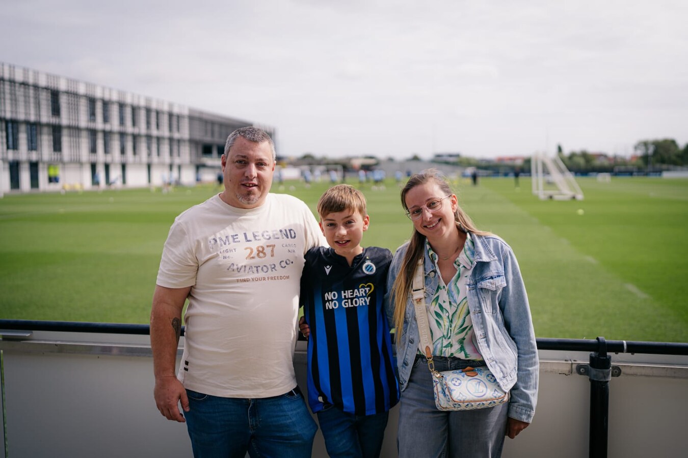 Club Brugge-fan Jayden (12) praat over ongeneeslijke spierziekte in ...