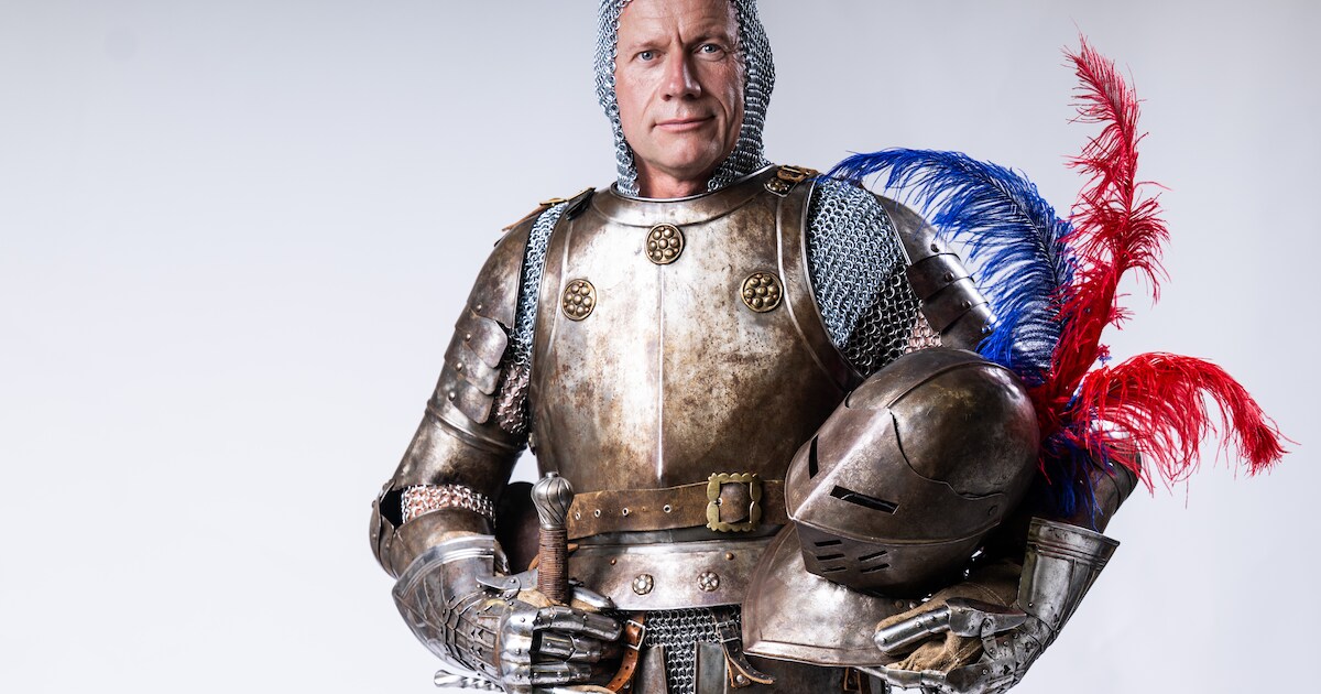 Nieuwe podcast van Hovenaar Sven Speybrouck neemt je mee door de tijd: “Wat zeggen die verhalen ...