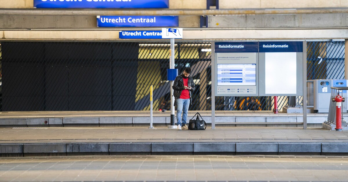 Personeel Nederlandse Spoorwegen gaat opnieuw staken | Nieuws | HLN.be