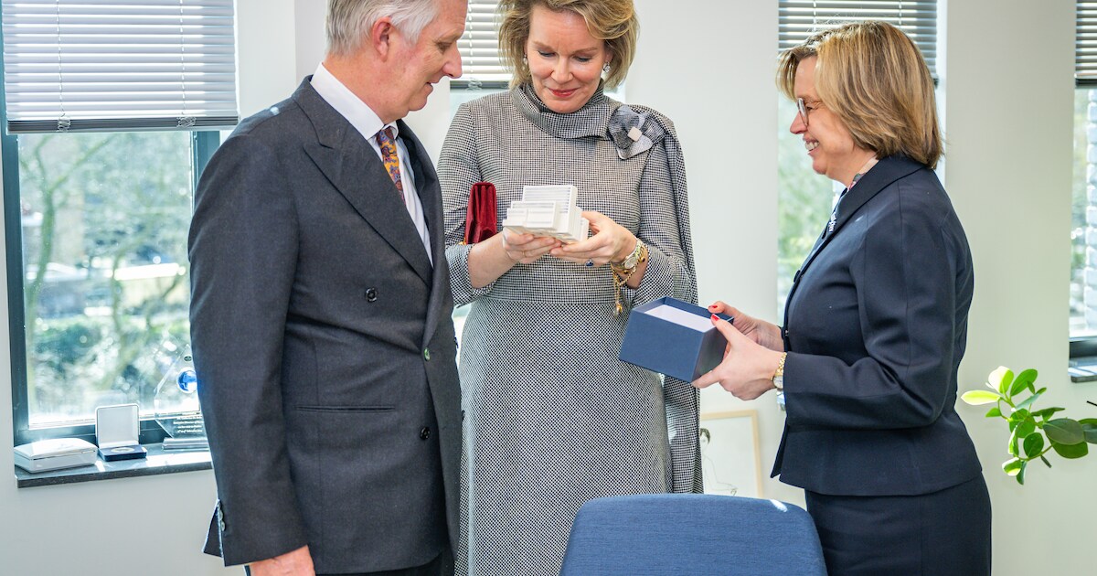 Koning Filip en koningin Mathilde op bezoek bij Europol in Den Haag ...