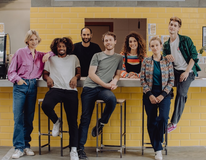 Nieuwe seizoen van ‘Dertigers’ vanaf nu te bekijken op VRT MAX | TV ...