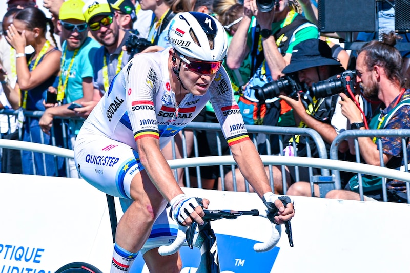 “Wist dat het moeilijk zou worden na lekke band”: Tim Merlier sprint ...