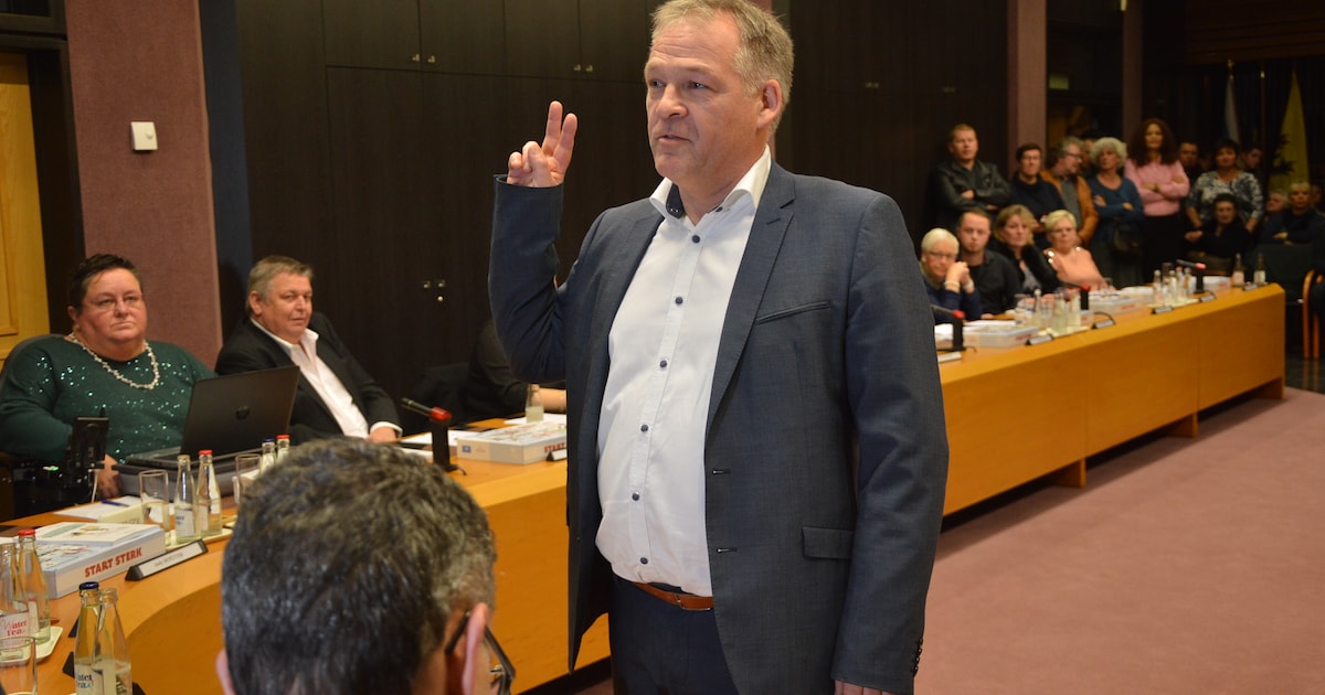 Gemeenteraadslid Geert Van Cauter krijgt gelijk van gouverneur na ...