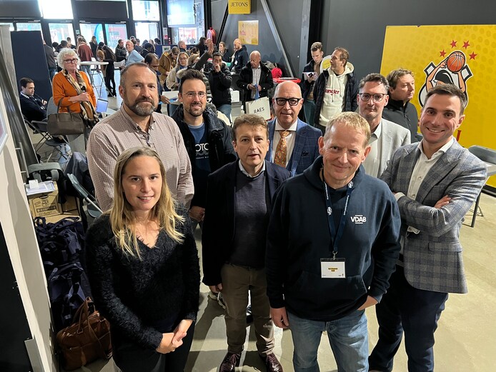 58 bedrijven ontvangen potentiële werknemers op jobbeurs | Oostende ...